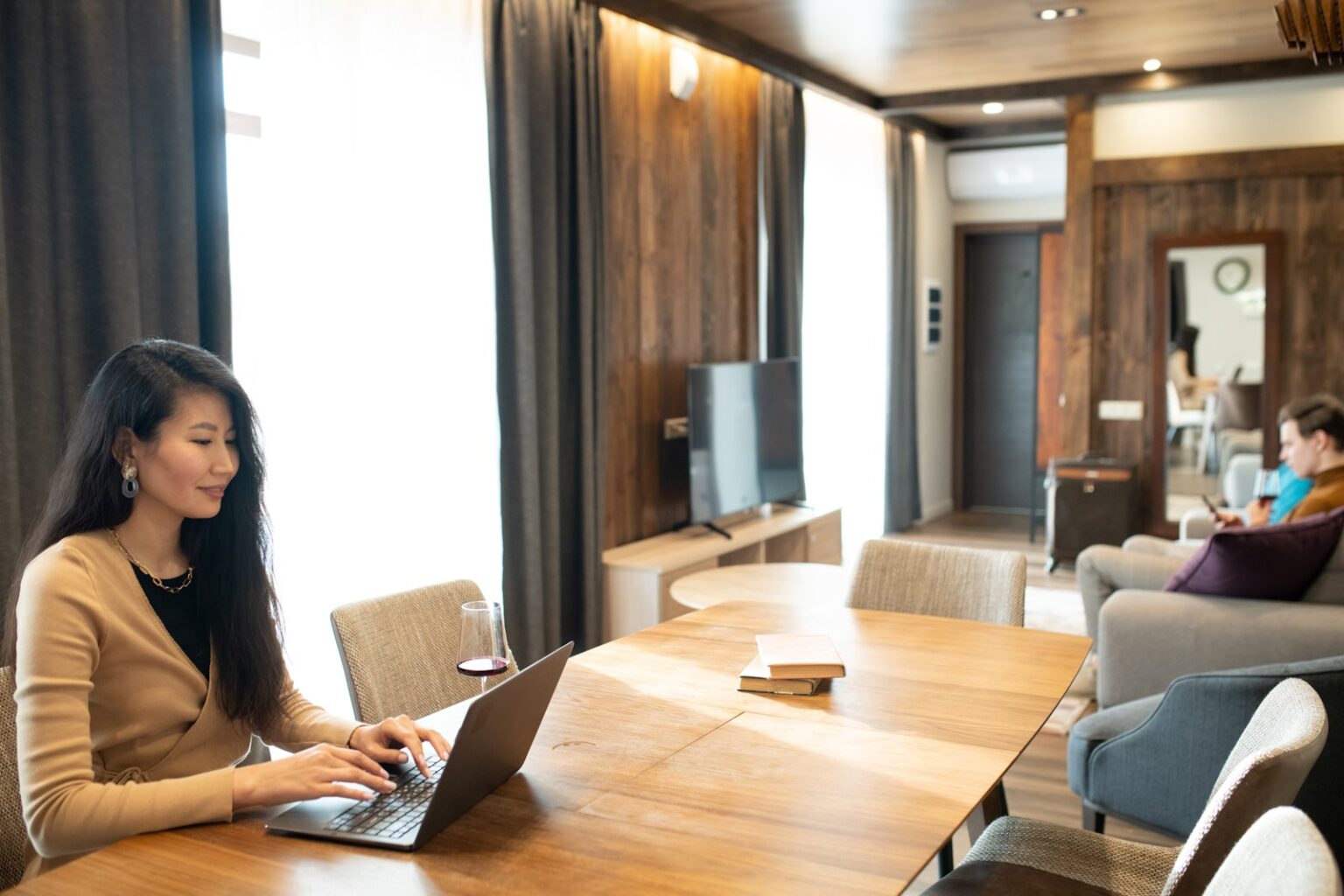 Interior Design for a Company: Executive Suite Customisation - TKI