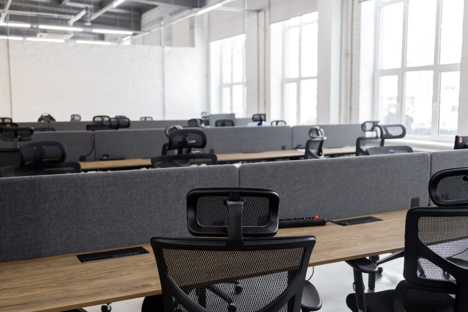 Soundproofing Strategies for Open-Plan Offices - TKI